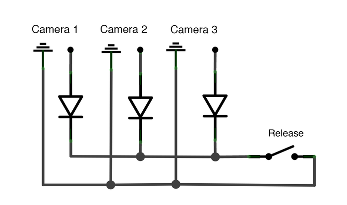 Passive circuit for triggering cameras
